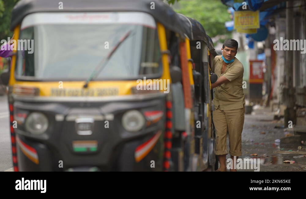Mumbai auto rickshaw Stock Videos & Footage - HD and 4K Video Clips - Alamy
