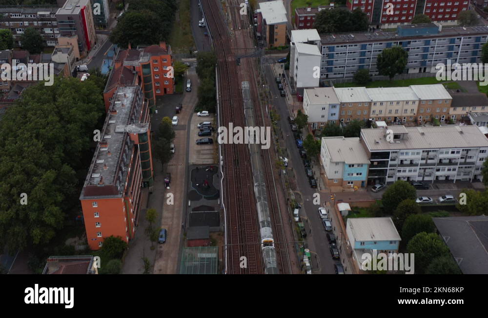 Forwards tracking of train driving on multi track railway line through ...