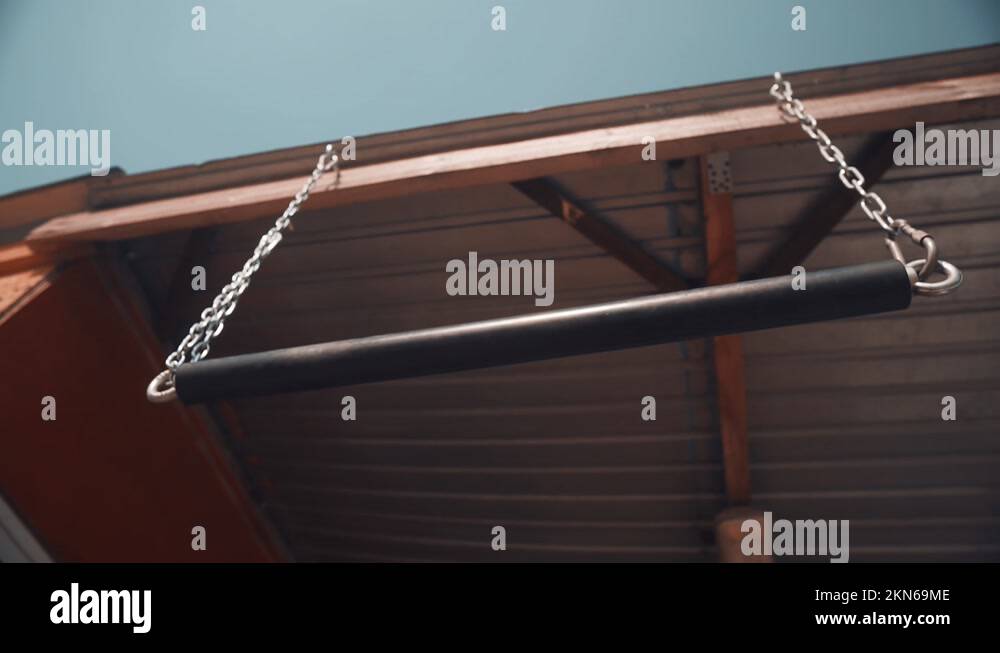 Horizontal chains Stock Videos & Footage - HD and 4K Video Clips - Alamy
