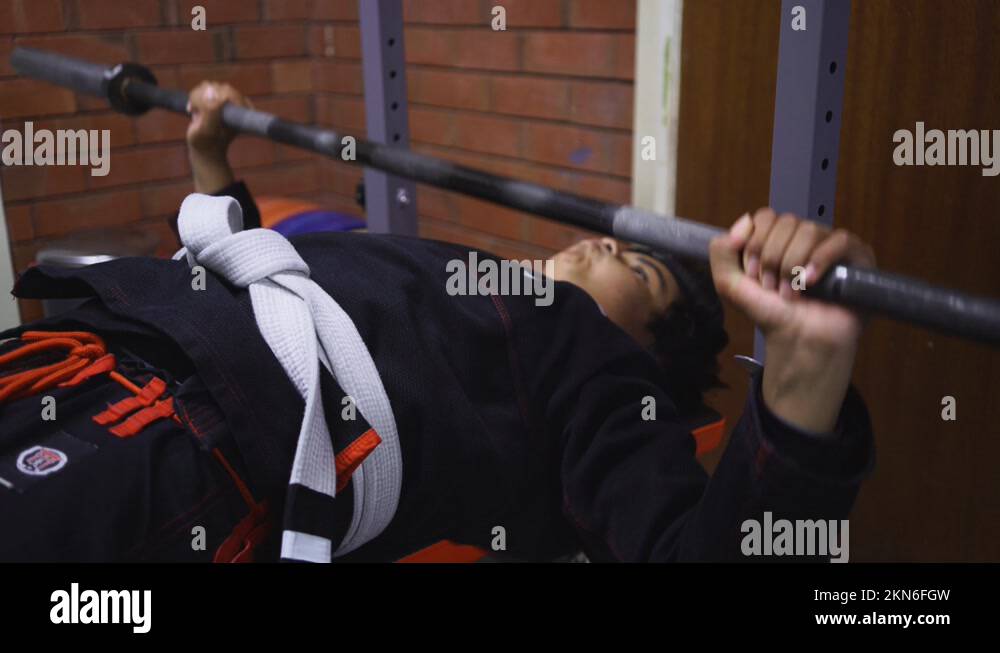Bench presses Stock Videos & Footage - HD and 4K Video Clips - Alamy