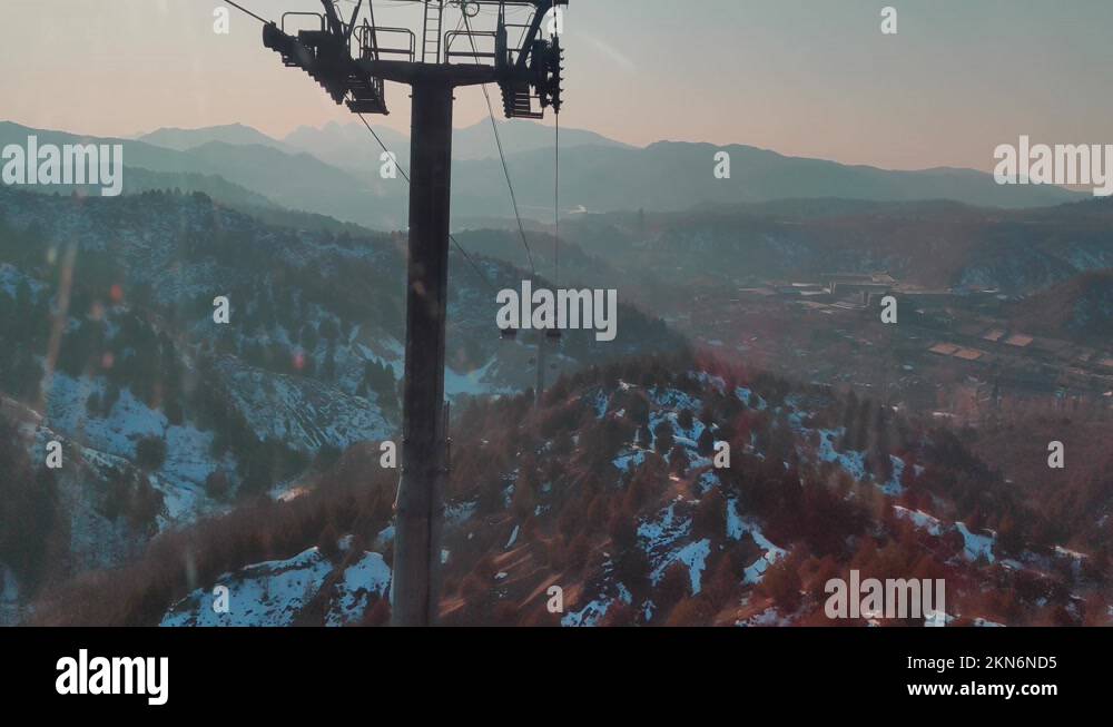 Cableway tower Stock Videos & Footage - HD and 4K Video Clips - Alamy