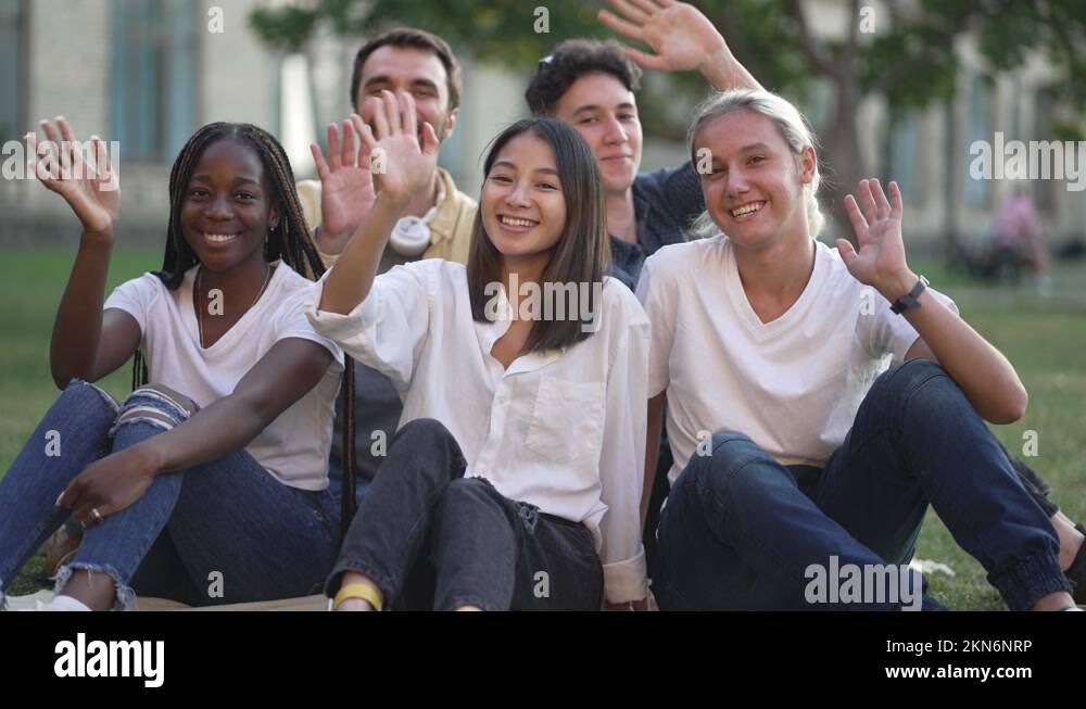 Students waving Stock Videos & Footage - HD and 4K Video Clips - Alamy