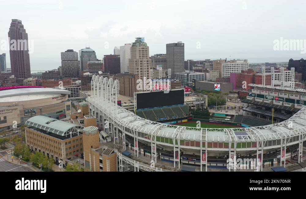 Cleveland ohio skyline Stock Videos & Footage - HD and 4K Video Clips ...