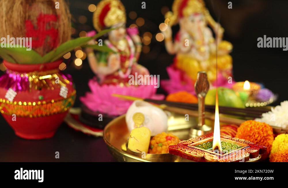 Lakshmi puja Stock Videos & Footage - HD and 4K Video Clips - Alamy