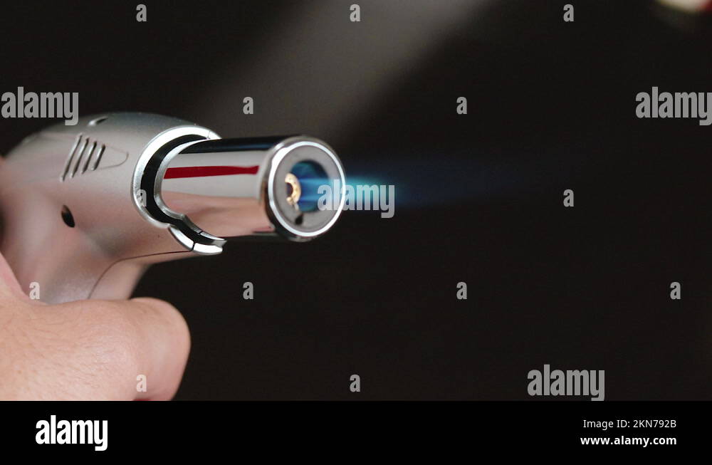 Using blow torch Stock Videos & Footage - HD and 4K Video Clips - Alamy