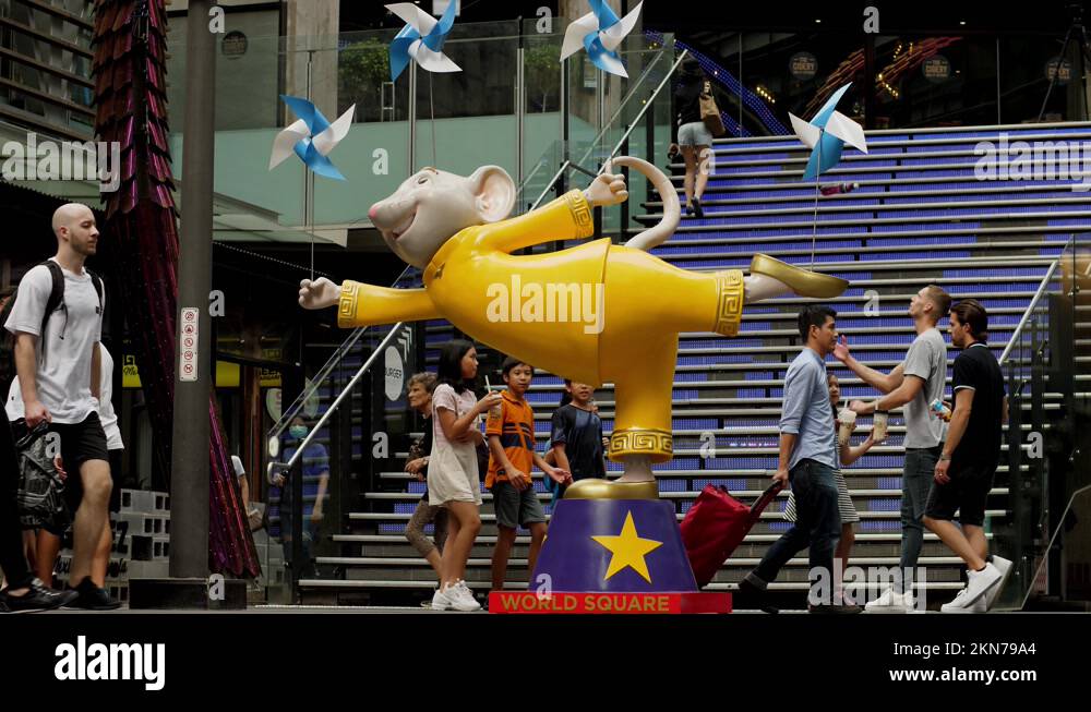 Giant mouse Stock Videos & Footage - HD and 4K Video Clips - Alamy