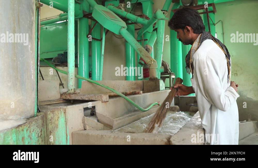 Factory sink Stock Videos & Footage - HD and 4K Video Clips - Alamy