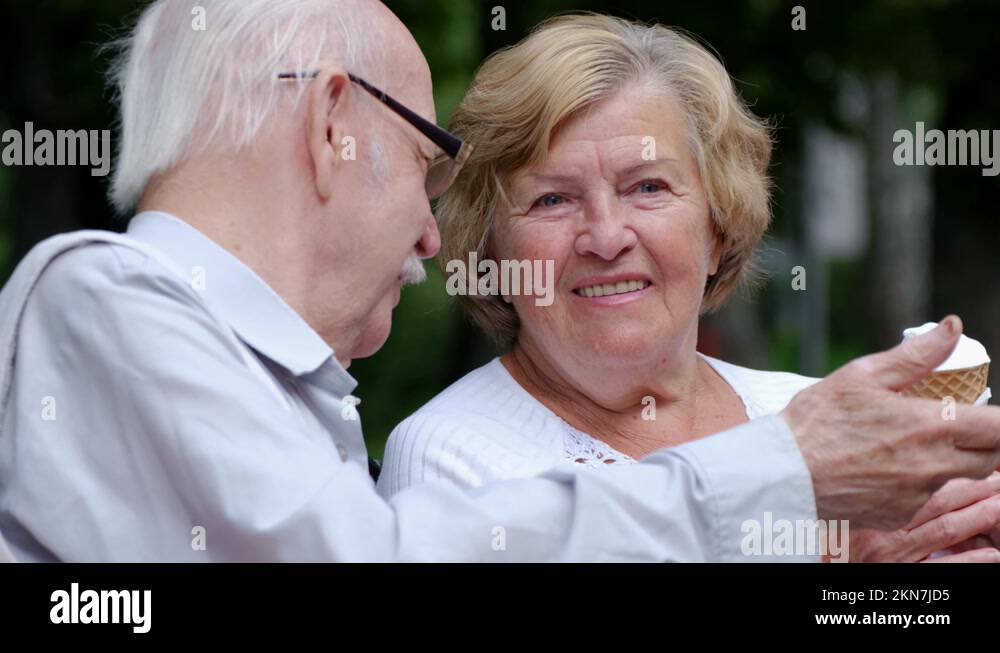 First date of an elderly couple, retired lovers. Love in old age Stock ...