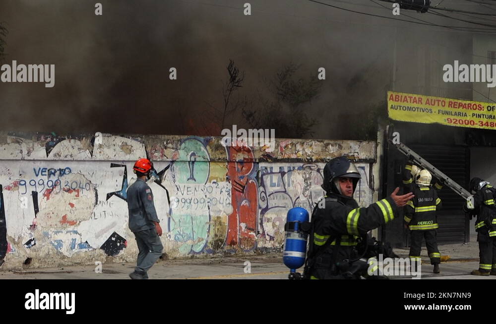 Urban fire apparatus Stock Videos & Footage - HD and 4K Video Clips - Alamy