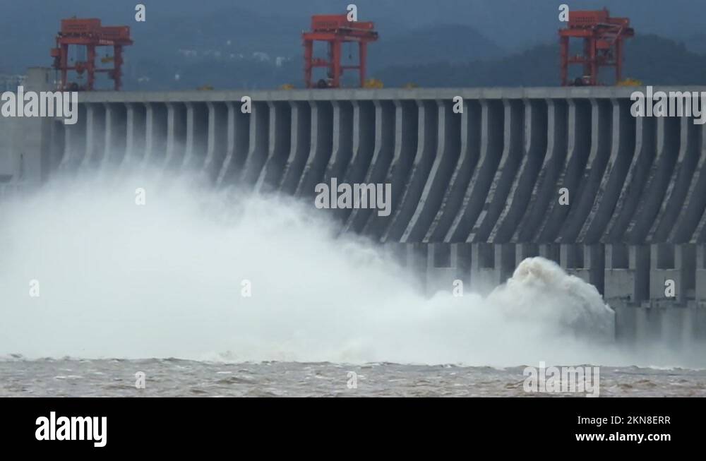 China dam flood Stock Videos & Footage - HD and 4K Video Clips - Alamy