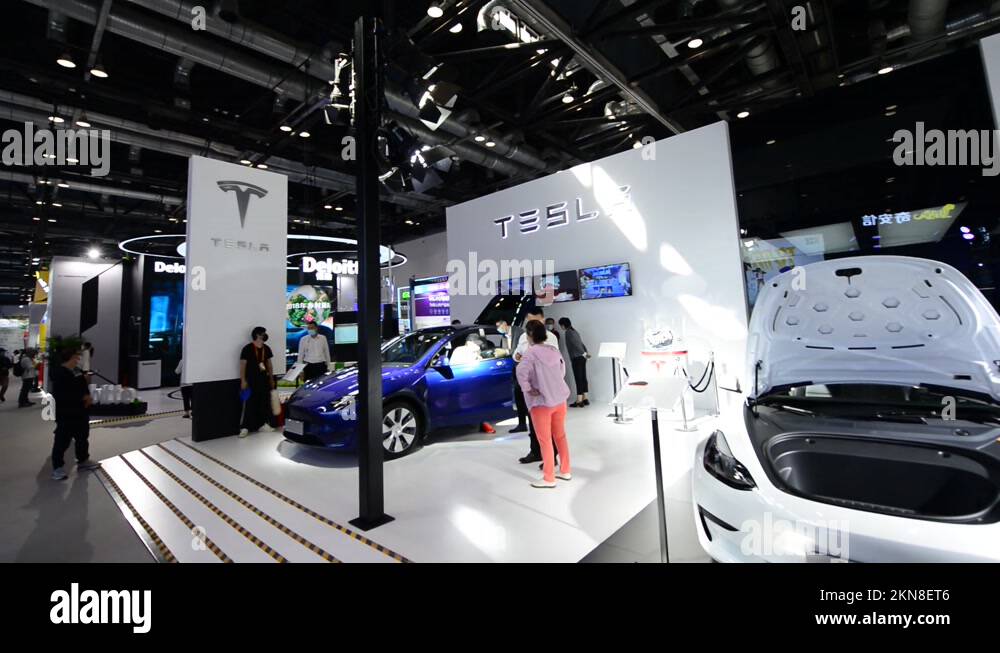 2021 tesla show Stock Videos & Footage - HD and 4K Video Clips - Alamy