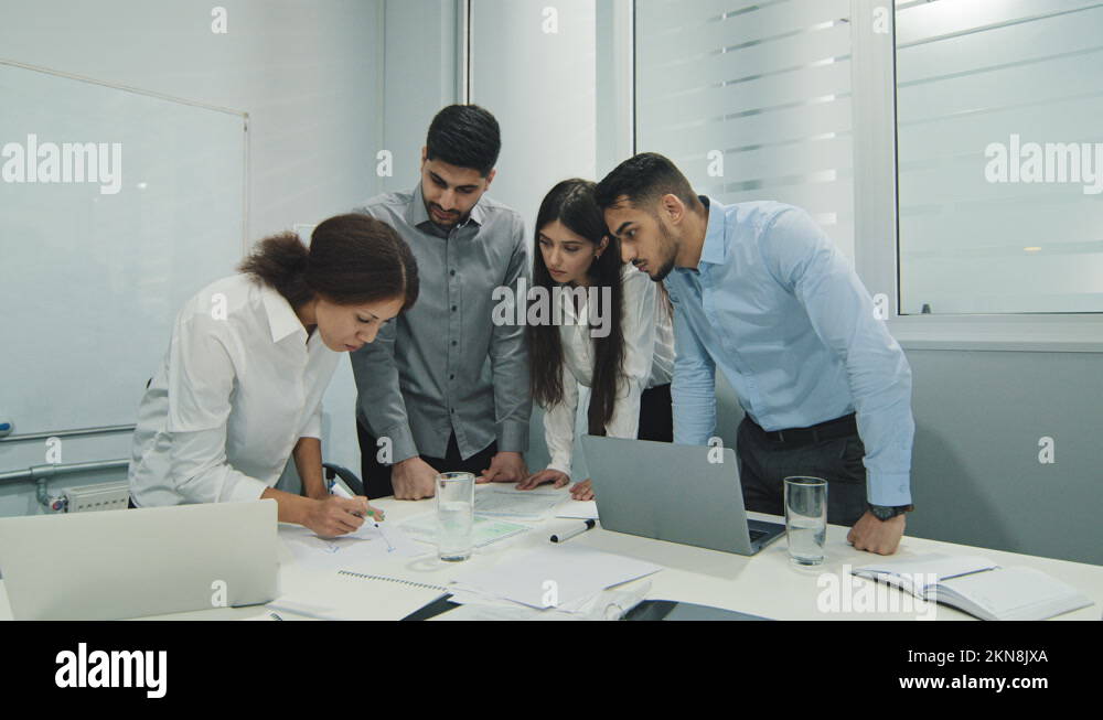 Diversity training Stock Videos & Footage - HD and 4K Video Clips - Alamy