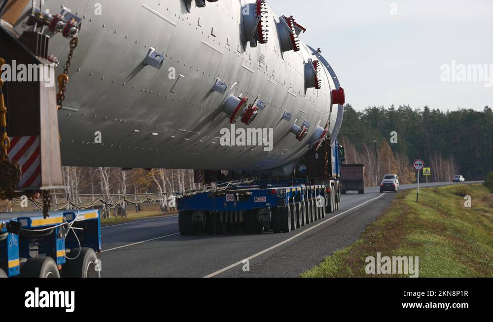 Super heavy cargo transportation Stock Videos & Footage - HD and 4K ...