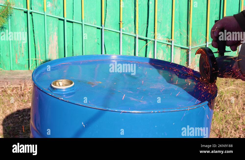 Barrel cut Stock Videos & Footage - HD and 4K Video Clips - Alamy