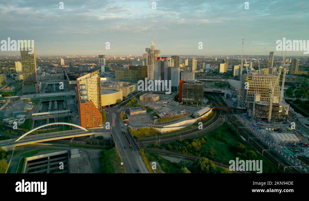 Tourist hub shopping Stock Videos & Footage - HD and 4K Video Clips - Alamy