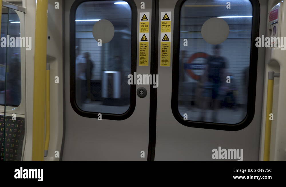 Window metro Stock Videos & Footage - HD and 4K Video Clips - Alamy