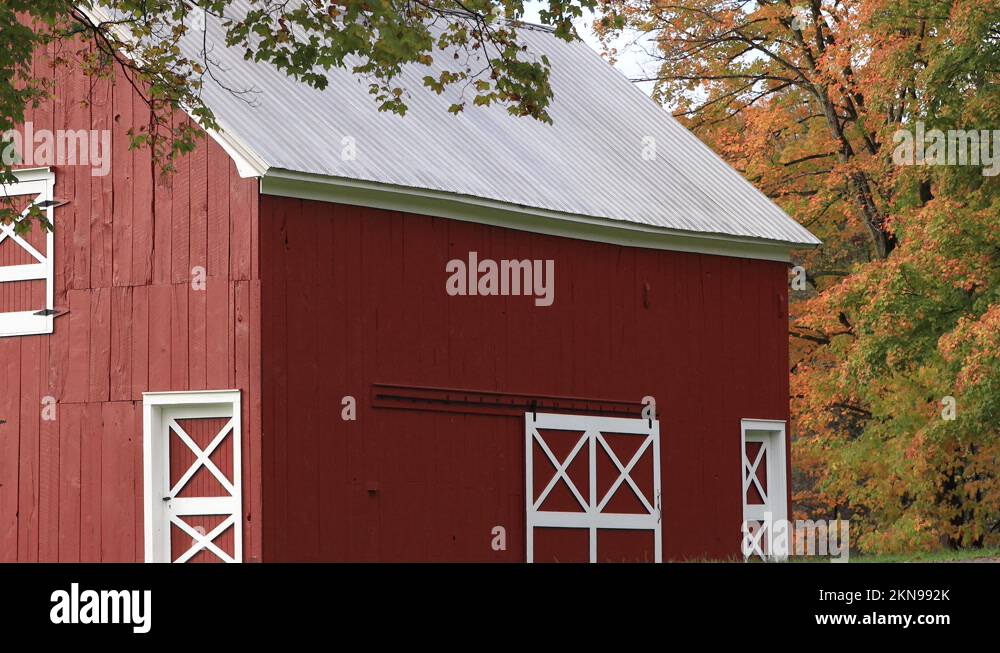 Barn trim Stock Videos & Footage - HD and 4K Video Clips - Alamy