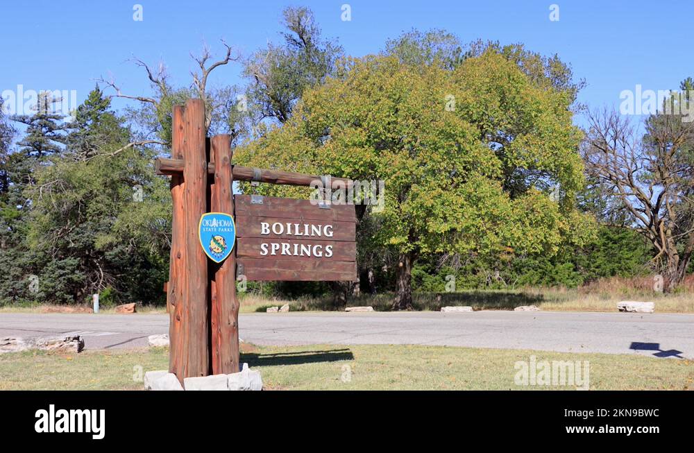 Entrance sign of the Boiling Springs State Park Stock Video Footage - Alamy