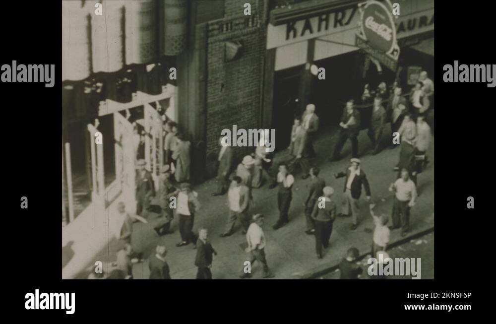 People line up enter Stock Videos & Footage - HD and 4K Video Clips - Alamy