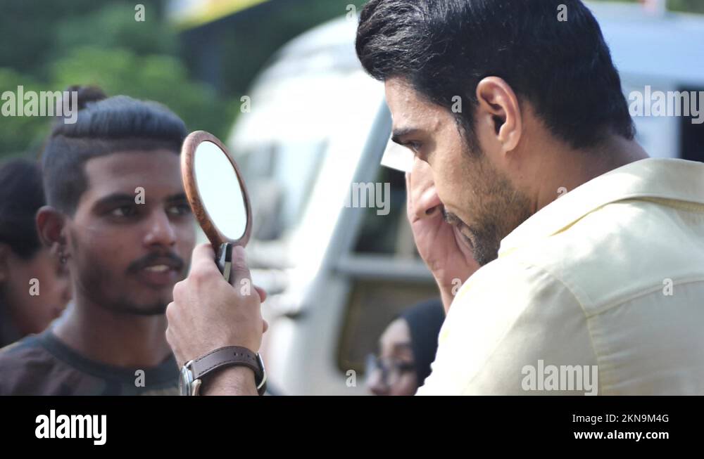 Actor using Stock Videos & Footage - HD and 4K Video Clips - Alamy