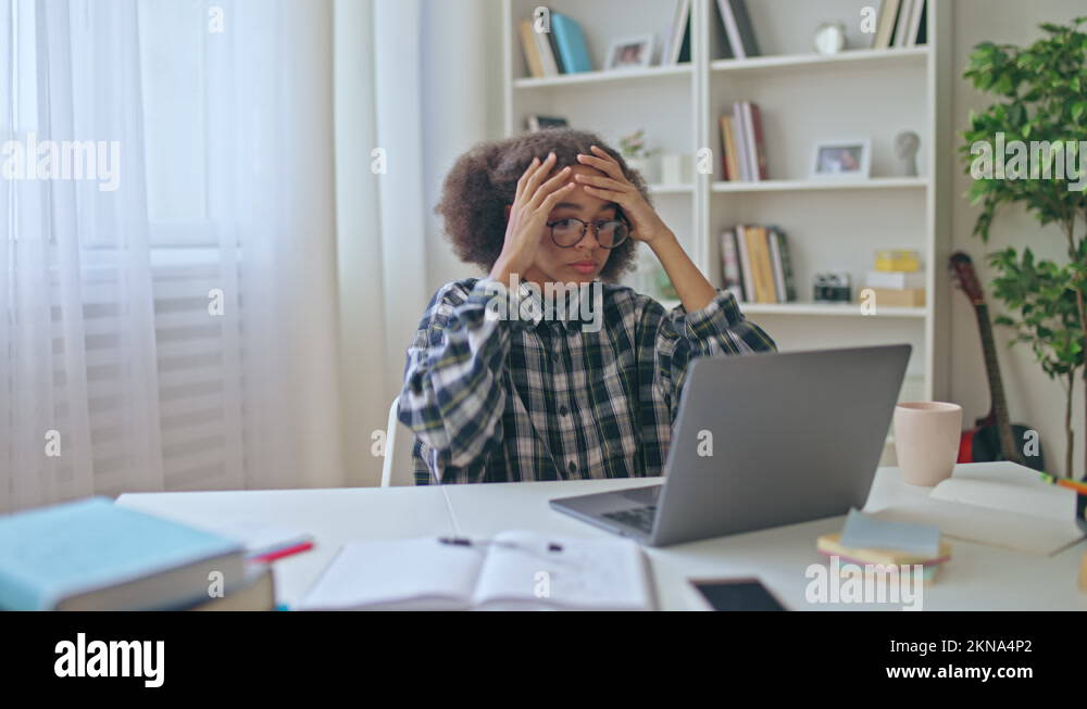 Bad marks Stock Videos & Footage - HD and 4K Video Clips - Alamy