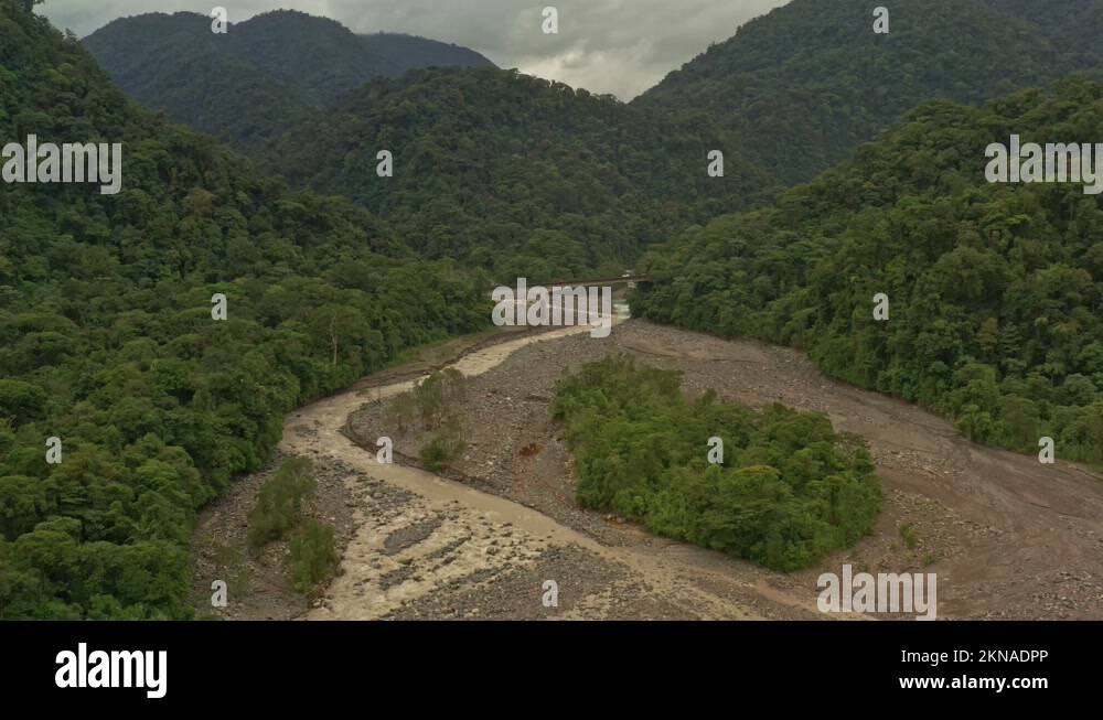 Confluence of the river Rio Sucio and Rio La Hondura in Nationk mostu 1 ...