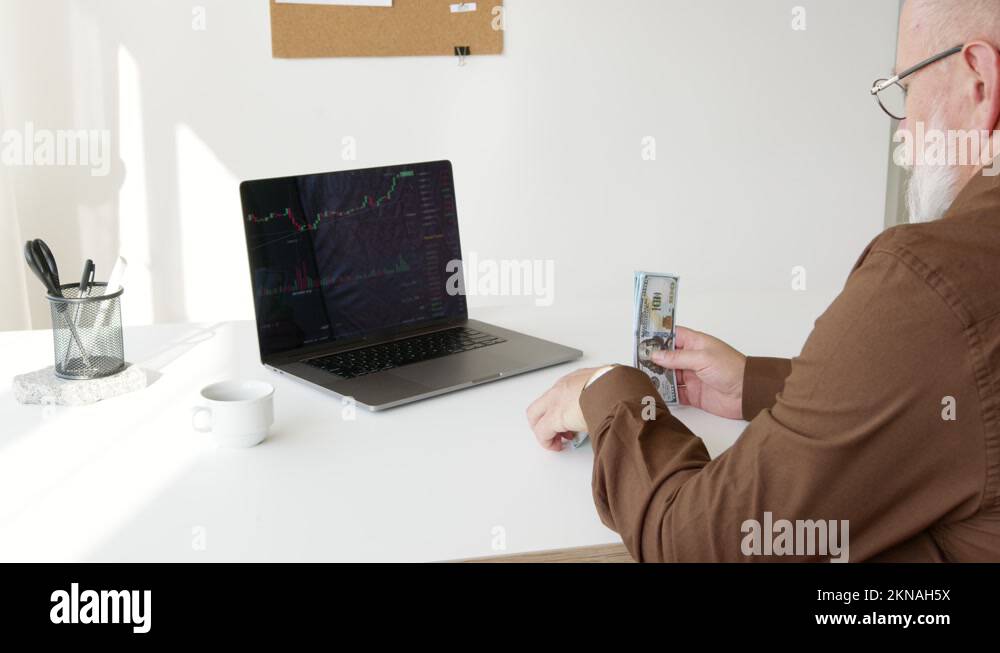 Money charts Stock Videos & Footage - HD and 4K Video Clips - Alamy