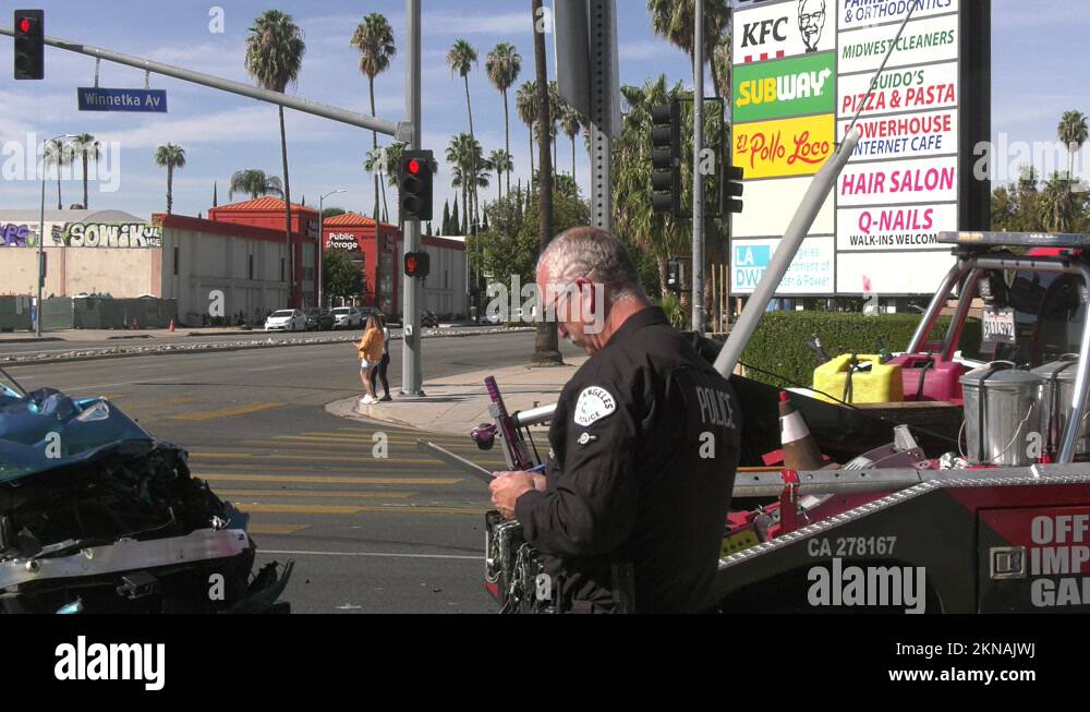 Police officer scene Stock Videos & Footage - HD and 4K Video Clips - Alamy