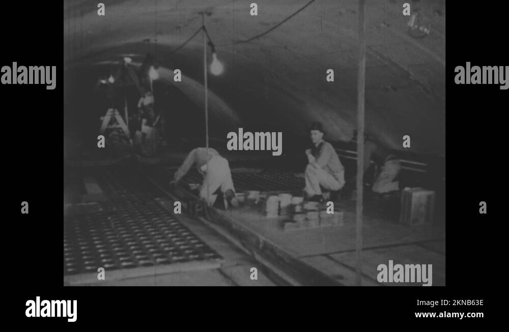 Tunnel Tile Tiles Stock Videos And Footage Hd And 4k Video Clips Alamy