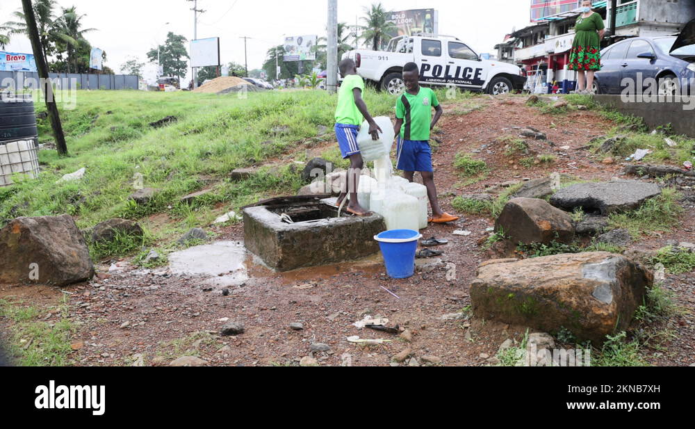 Pulling water from well Stock Videos & Footage - HD and 4K Video Clips ...