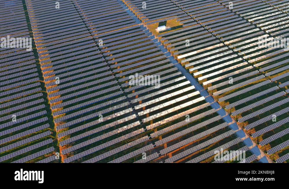 Solar collector Stock Videos & Footage - HD and 4K Video Clips - Alamy