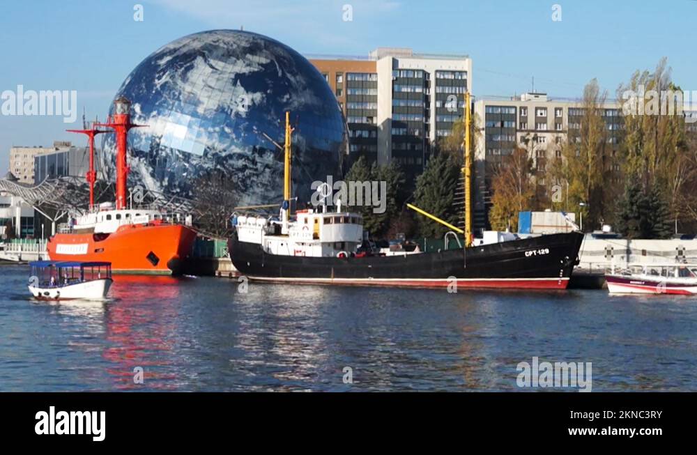 History of ship building Stock Videos & Footage - HD and 4K Video Clips ...