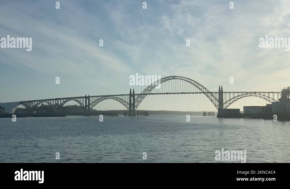 Newport arch Stock Videos & Footage - HD and 4K Video Clips - Alamy