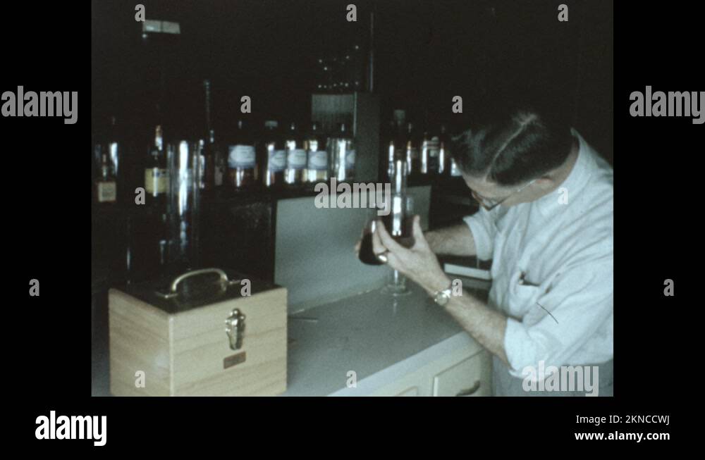 Vial beaker Stock Videos & Footage - HD and 4K Video Clips - Alamy