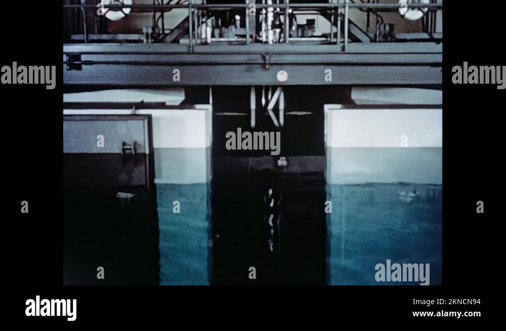 Glowing reactor Stock Videos & Footage - HD and 4K Video Clips - Alamy