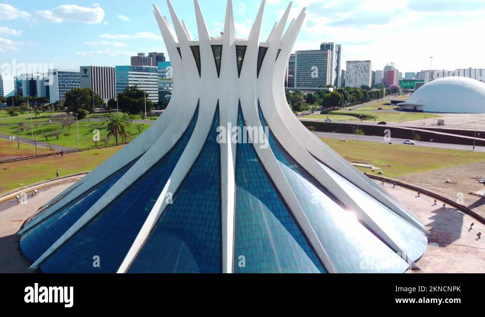 Building with a crown structure on top Stock Videos & Footage - HD and ...