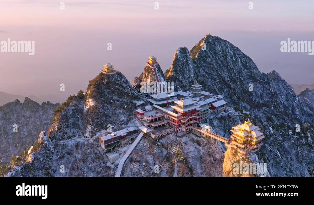 Sea Of Clouds-4K Aerial Shot Of The Laojun Mountain In Henan,China ...