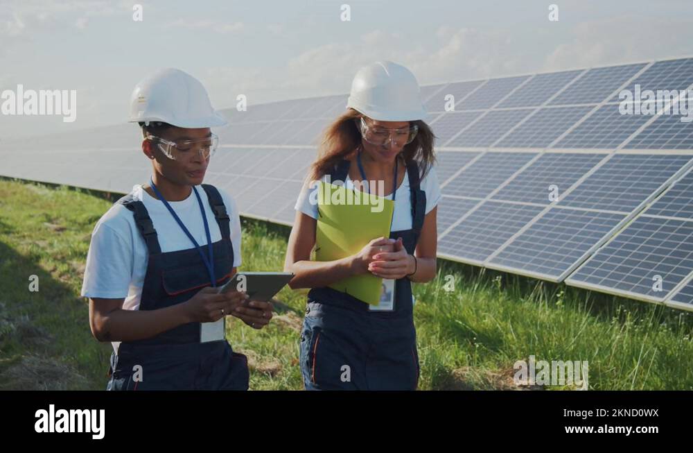 Solar two station Stock Videos & Footage - HD and 4K Video Clips - Alamy