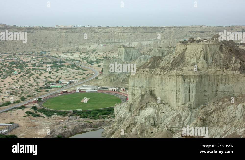 Oval landscape Stock Videos & Footage - HD and 4K Video Clips - Alamy