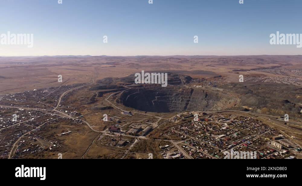 Iron and gold Stock Videos & Footage - HD and 4K Video Clips - Alamy