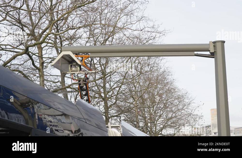 Pantograph for electric bus charging at the bus stop - Static medium ...