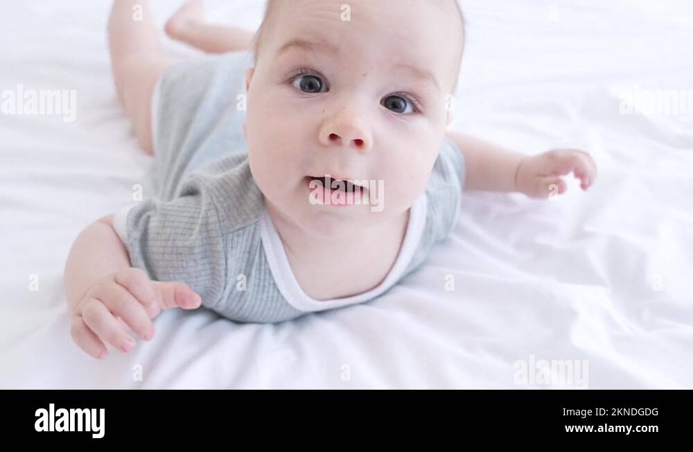 Toddler diaper bed Stock Videos & Footage - HD and 4K Video Clips - Alamy