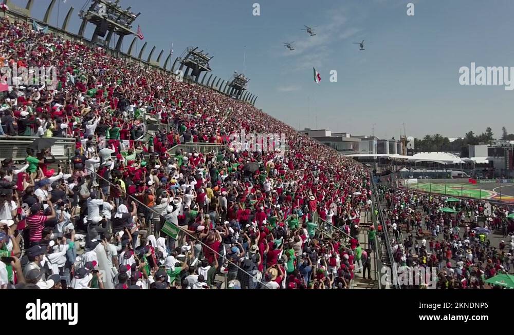 Army choppers Stock Videos & Footage - HD and 4K Video Clips - Alamy