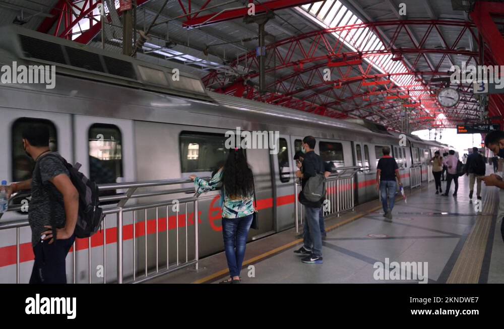 Delhi metro station Stock Videos & Footage - HD and 4K Video Clips - Alamy