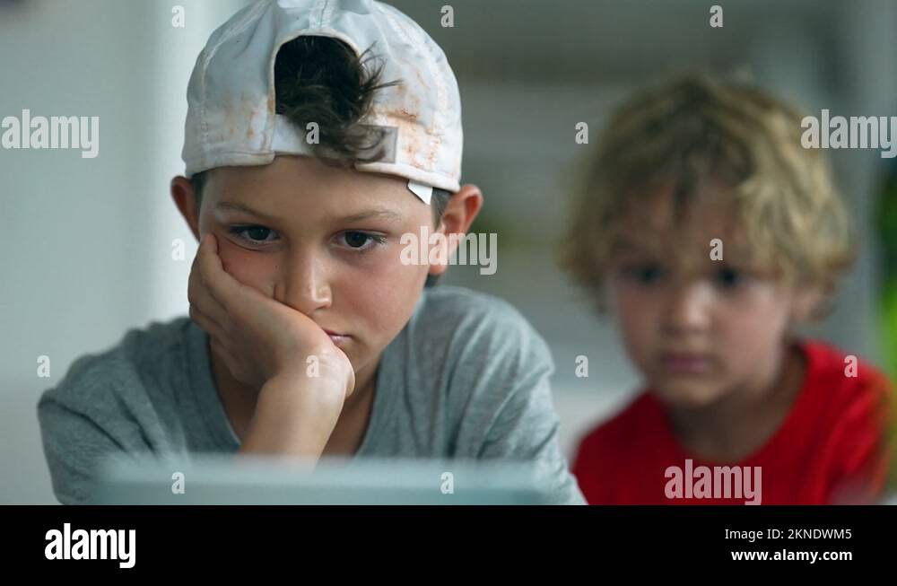 Kids staring Stock Videos & Footage - HD and 4K Video Clips - Alamy