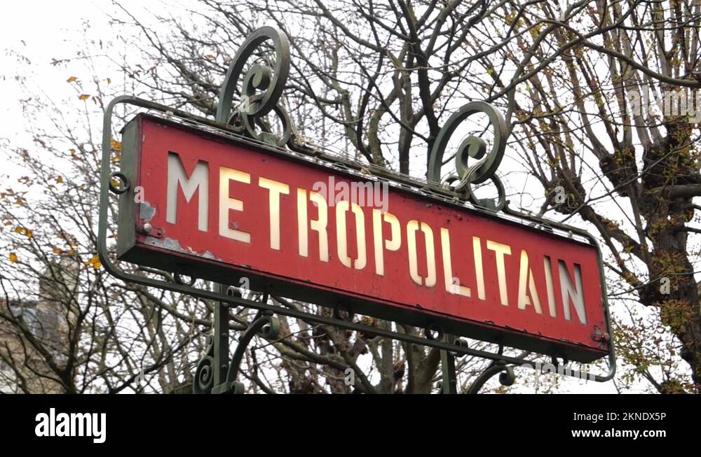 Metropolitan sign france Stock Videos & Footage - HD and 4K Video Clips ...