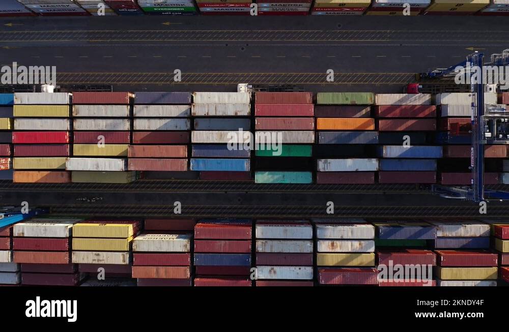 Intermodal cargo handling Stock Videos & Footage - HD and 4K Video ...