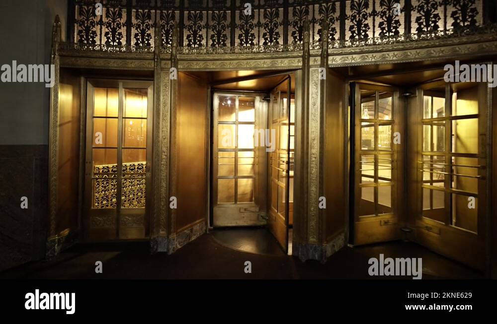 Revolving doors Stock Videos & Footage - HD and 4K Video Clips - Alamy