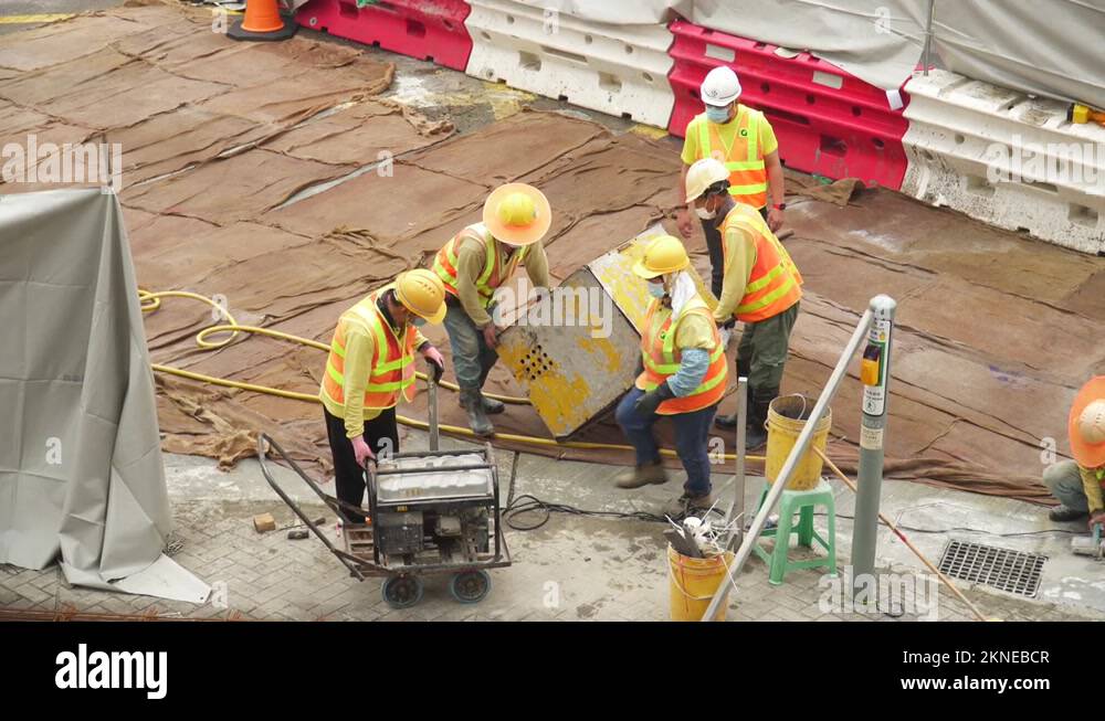 Road work crew Stock Videos & Footage - HD and 4K Video Clips - Alamy