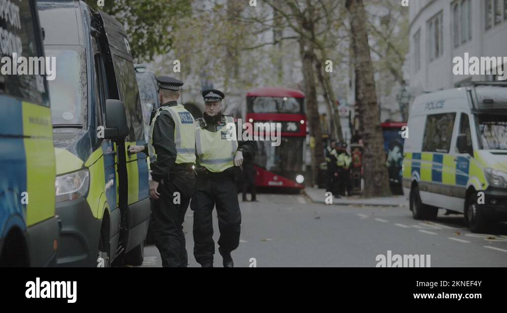 London police courts Stock Videos & Footage - HD and 4K Video Clips - Alamy